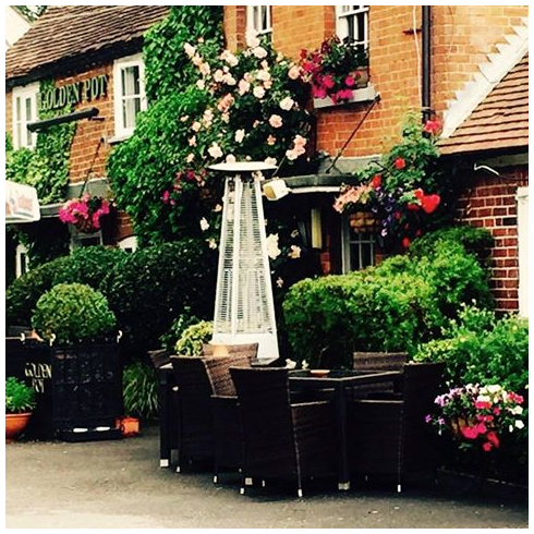 The Golden Pot - Pub in Hook, Hampshire